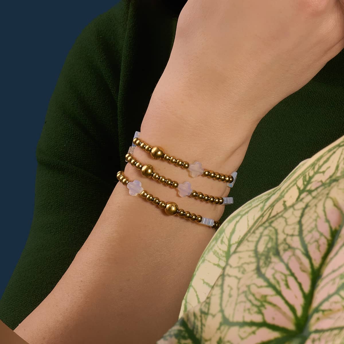 Moonlit Shamrock | Gold | Clover Essence Bracelet– NOGU USA